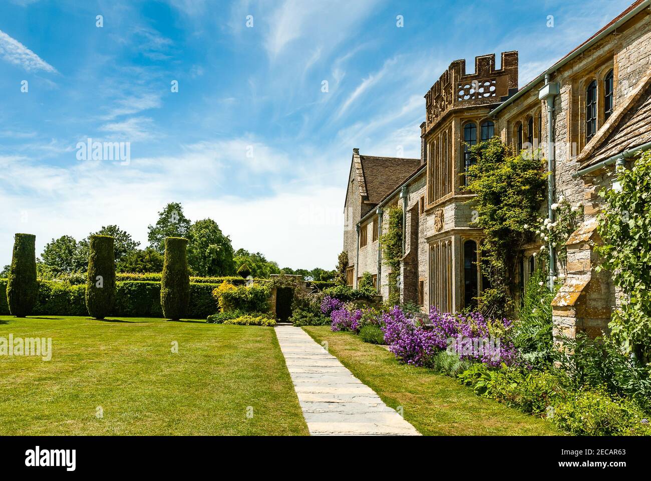 Lytes cary manor hi-res stock photography and images - Alamy