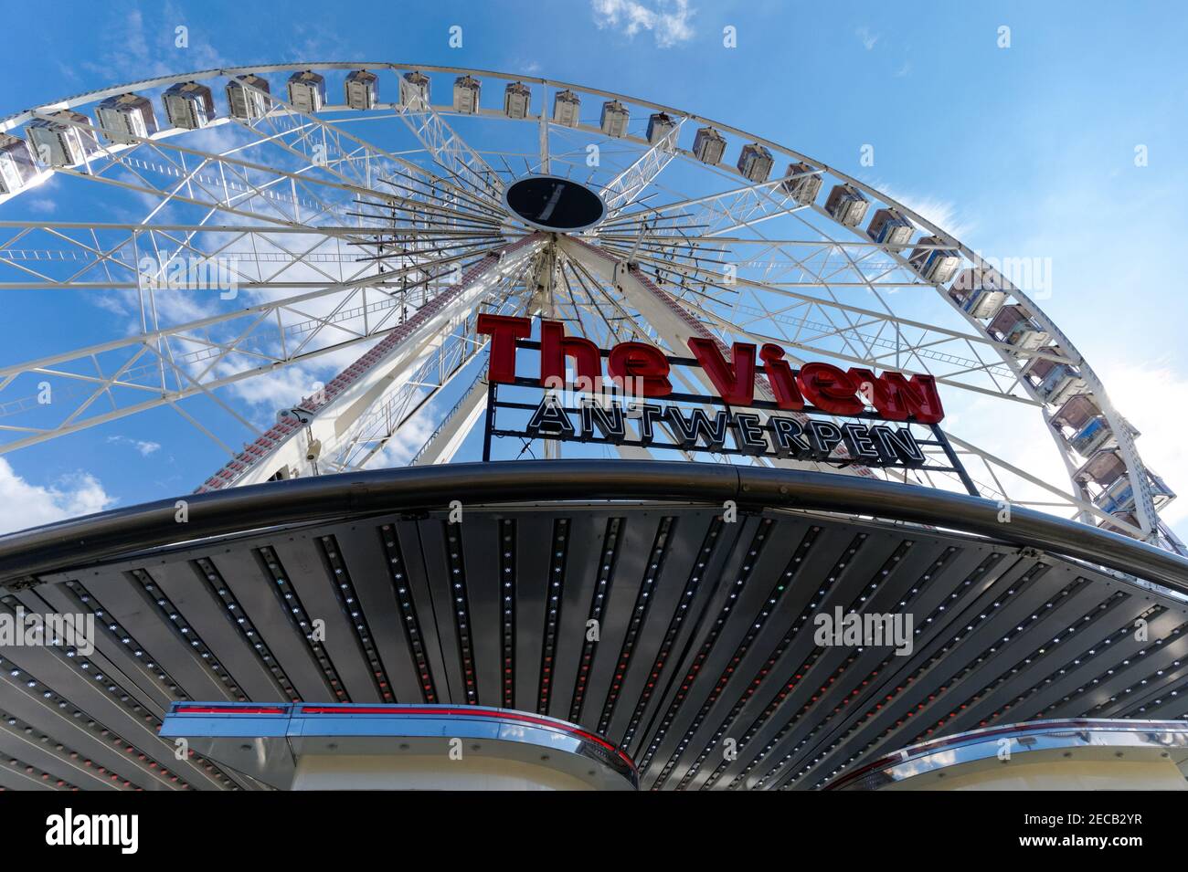 The View Antwerpen ferris wheel on the Steenplein, Stone Square in ...