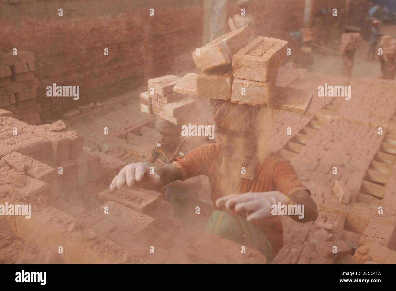 Brick factory workers hi-res stock photography and images - Alamy