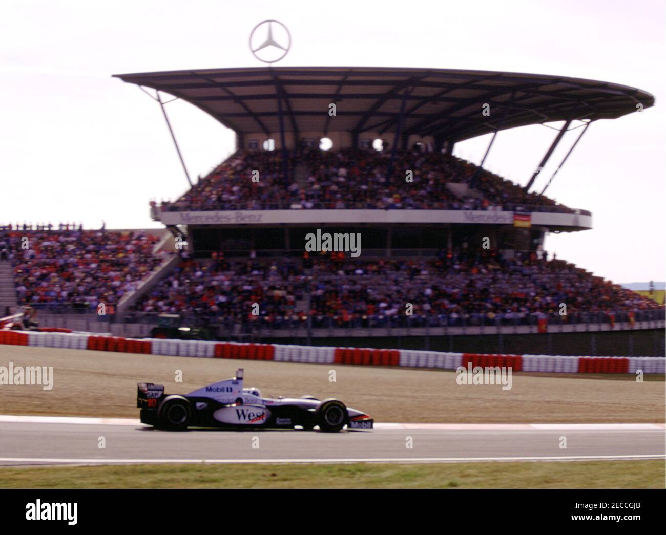 Mclaren f1 1997 hi-res stock photography and images - Alamy