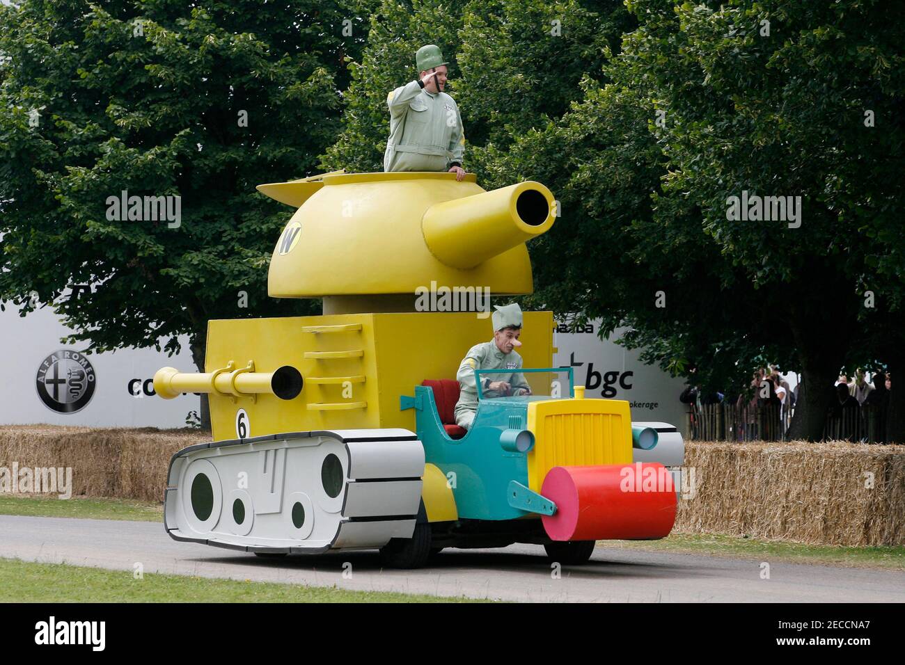 Wacky racers goodwood hi-res stock photography and images - Alamy
