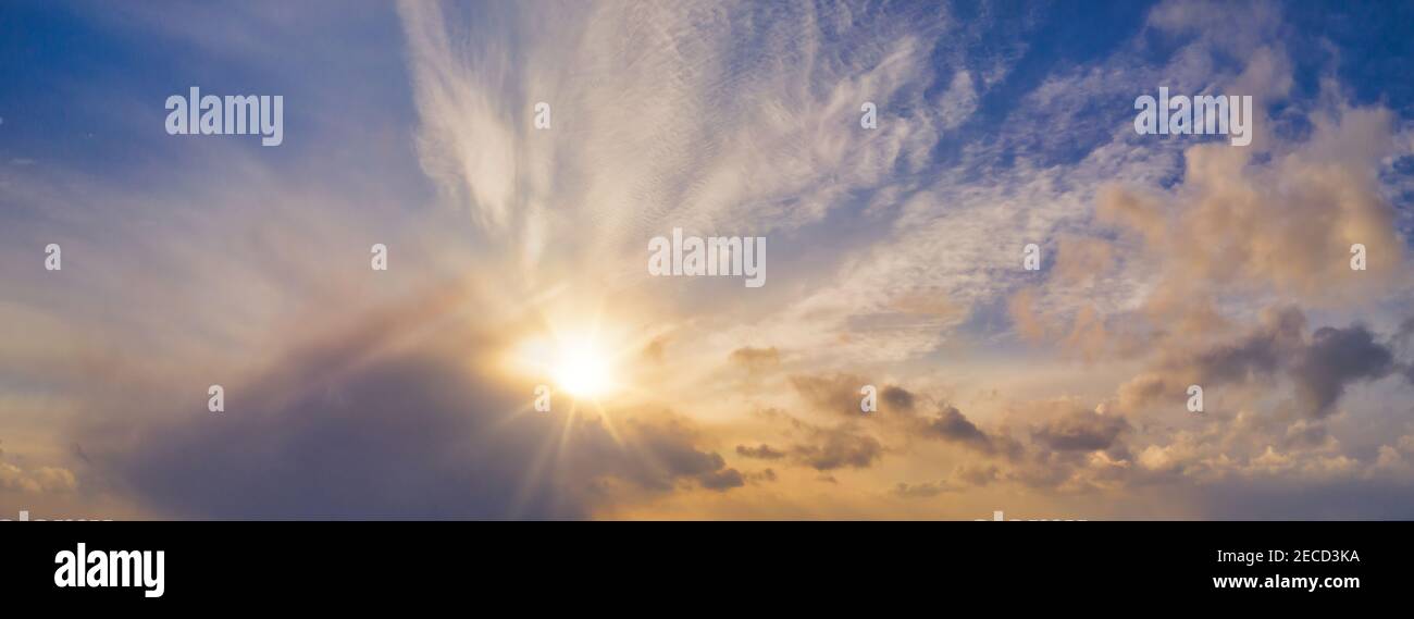 Winter sunset Skyscape - Stunning epic sunset sky with the setting sun ...