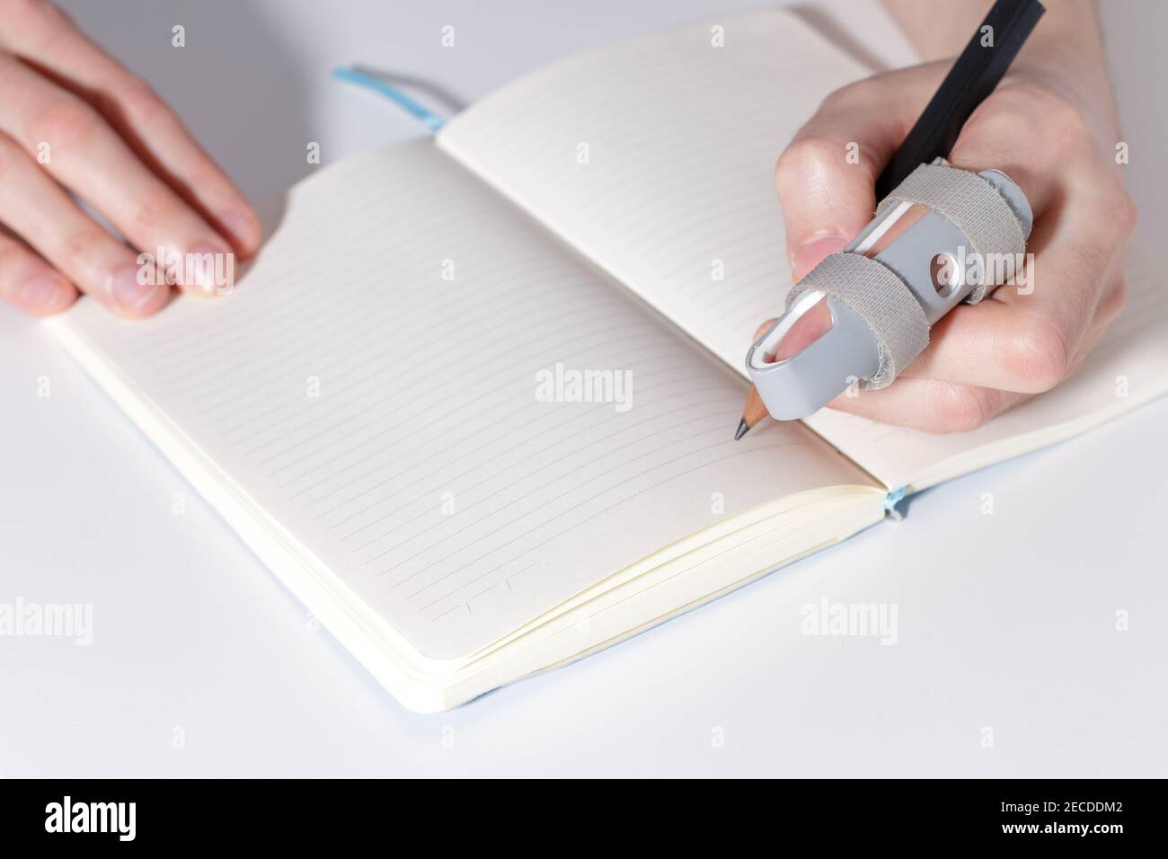 Hook handed man hi-res stock photography and images - Alamy