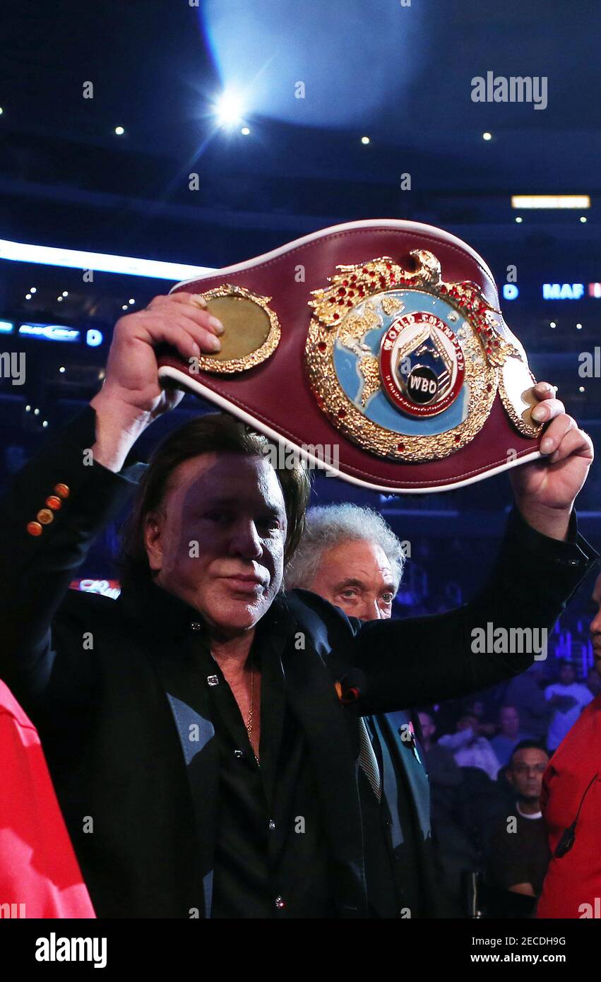 Mickey Rourke Boxing High Resolution Stock Photography and Images - Alamy