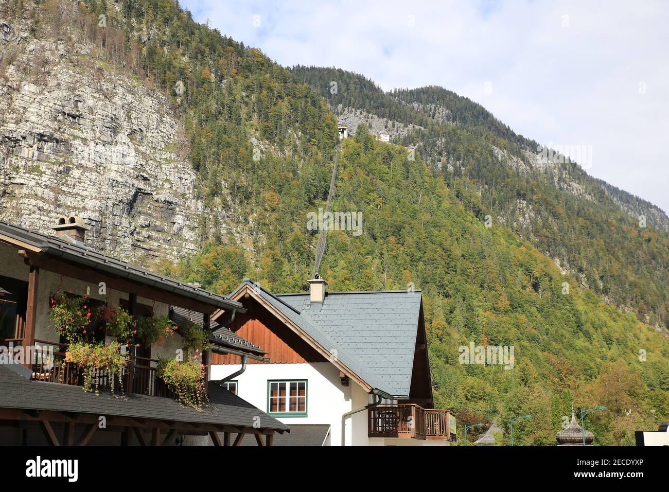 Upper storey storeys hi-res stock photography and images - Alamy
