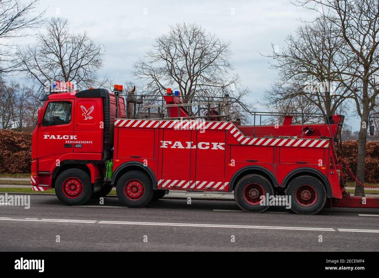 Wrecker truck hi-res stock photography and images - Alamy