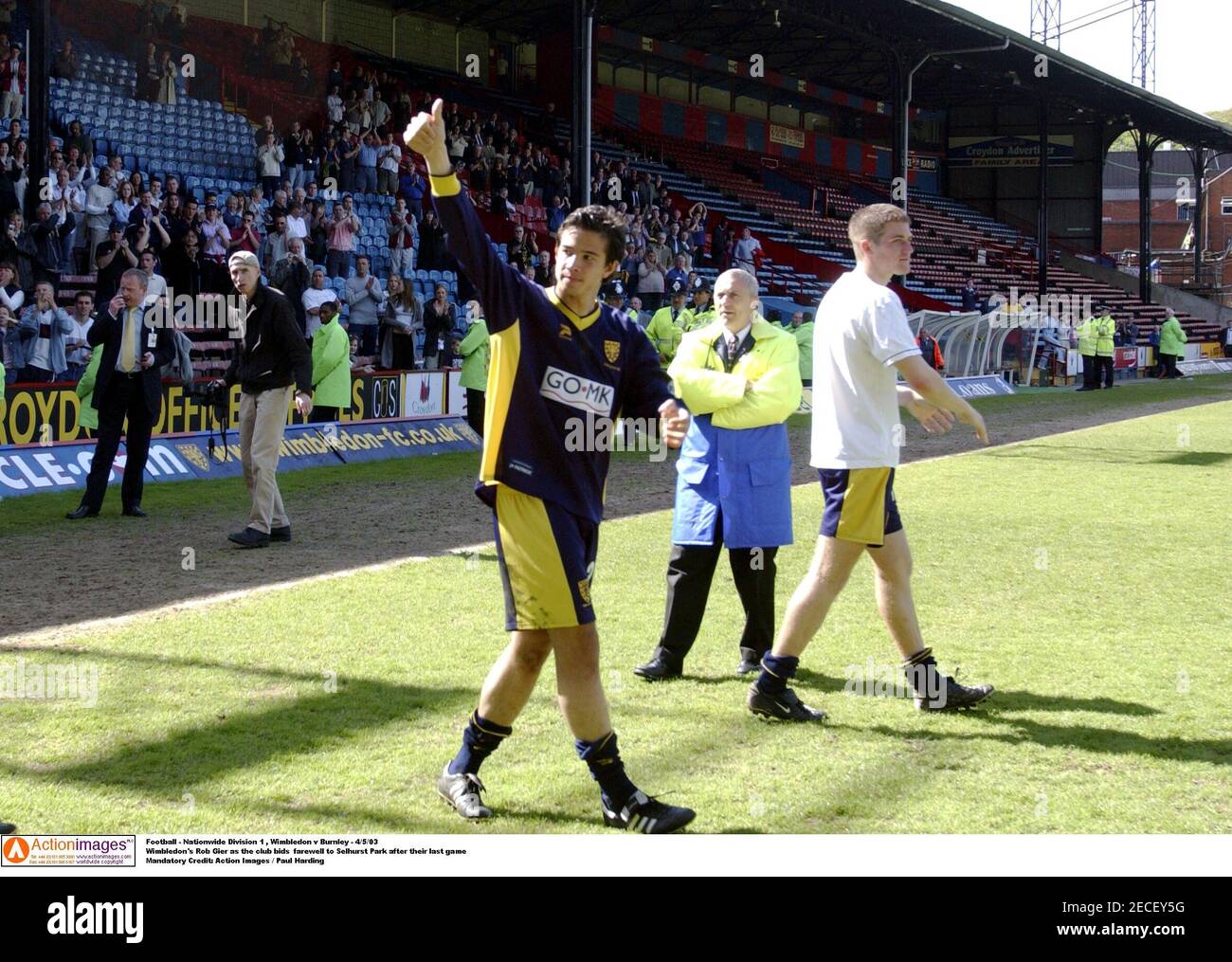 Paul bids farewell hi-res stock photography and images - Alamy