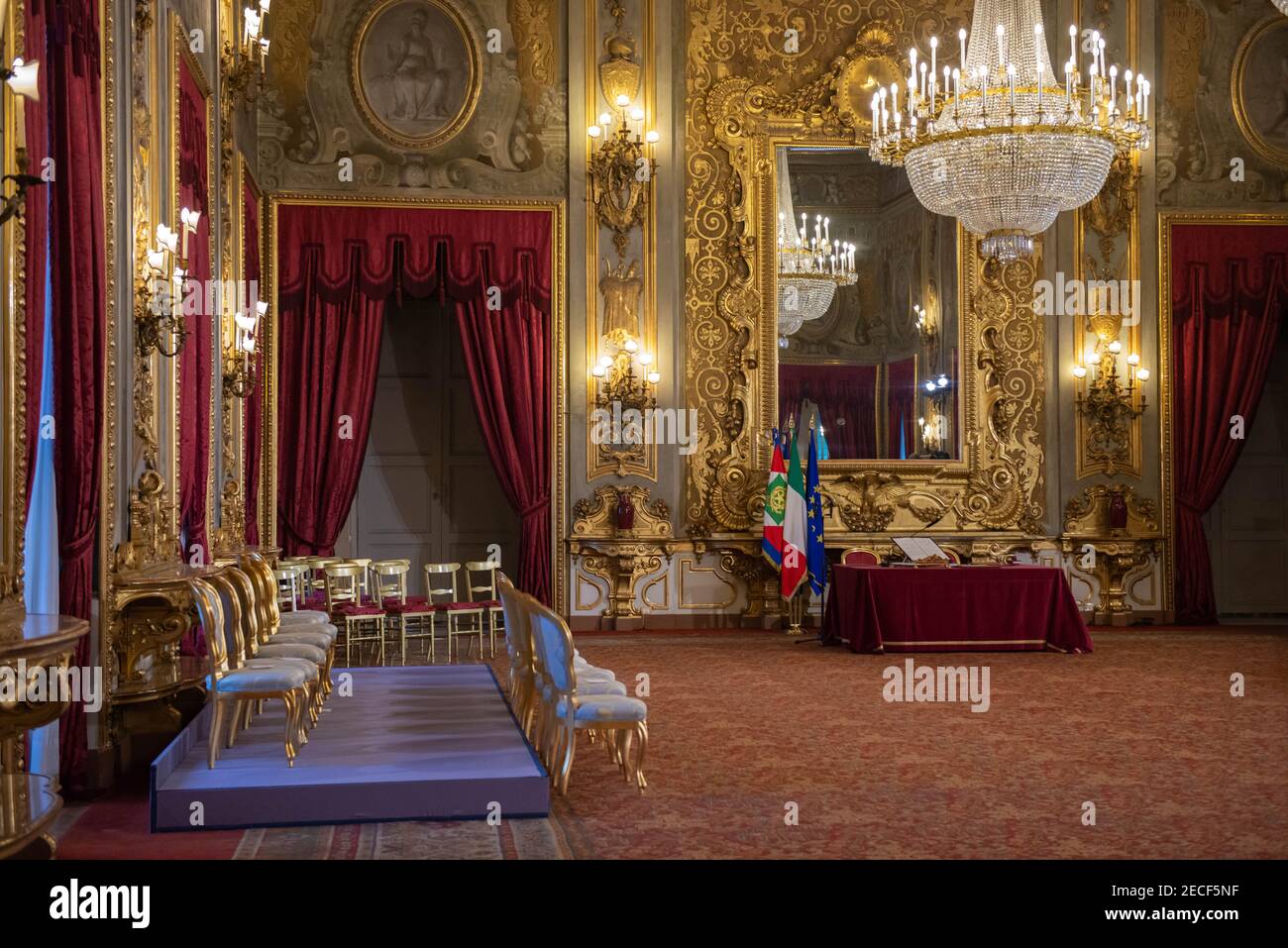 Quirinale palace interior hi-res stock photography and images - Alamy