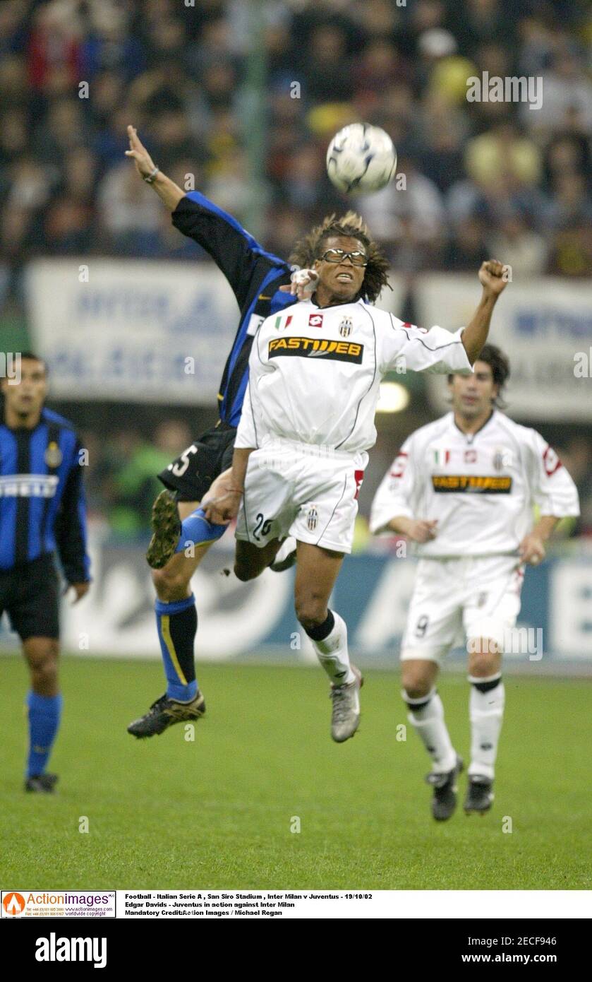 Juventus edgar davids in action hi-res stock photography and images - Alamy
