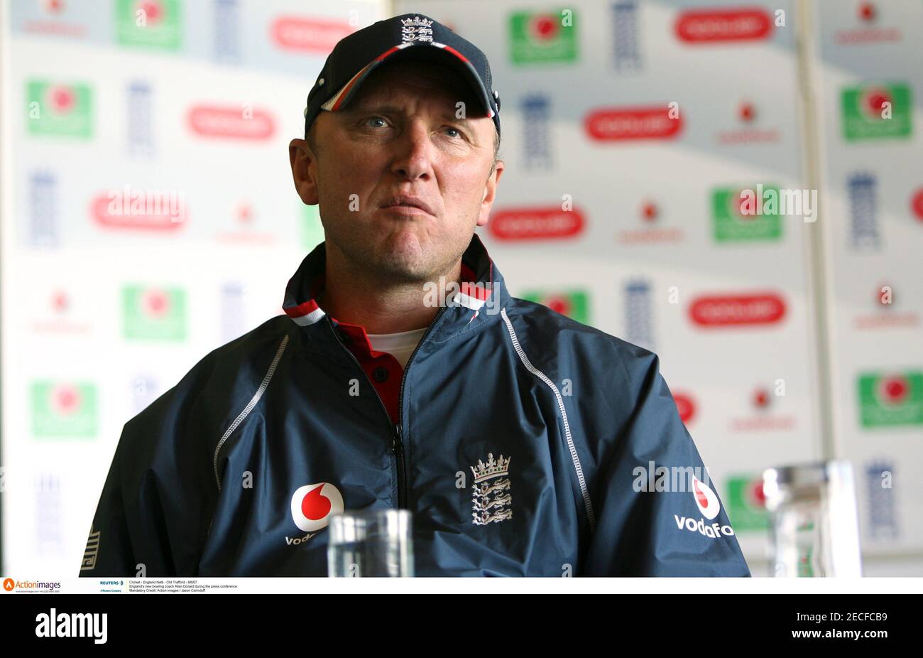 Action bowling nets hi-res stock photography and images - Alamy