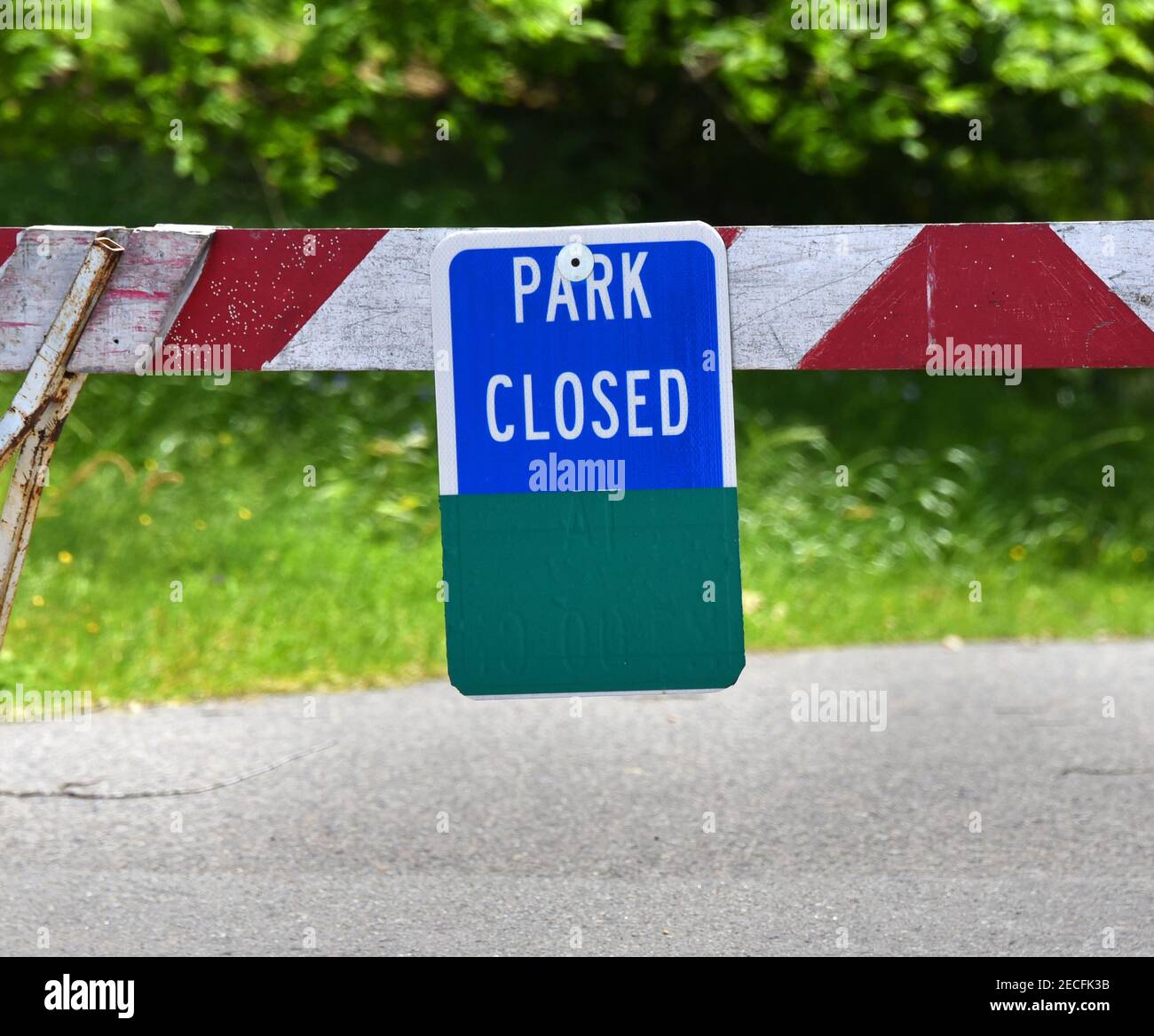 Virus barrier hi-res stock photography and images - Alamy