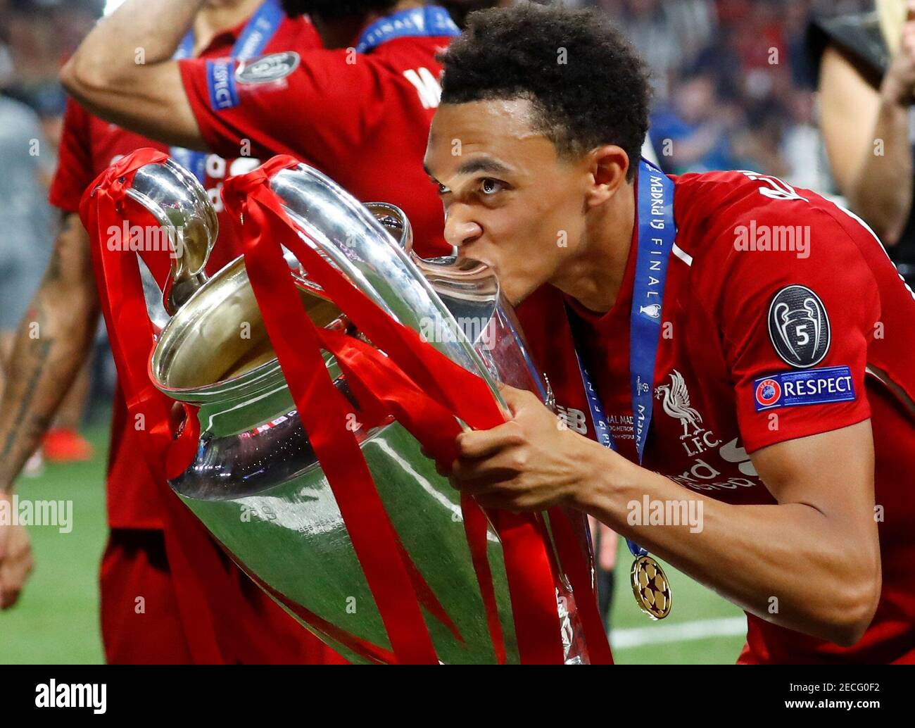 Trent alexander arnold trophy hi-res stock photography and images - Alamy
