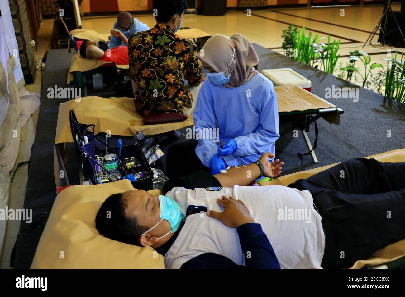 Blood transfusion patient hi-res stock photography and images - Alamy