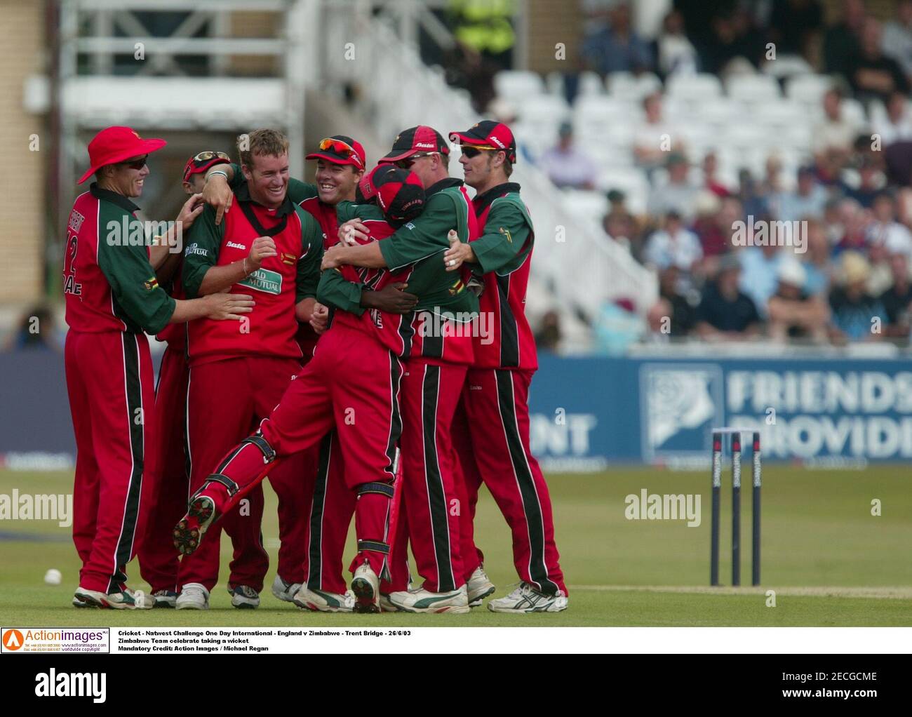 Zimbabwe cricket team celebrate hi-res stock photography and images - Alamy