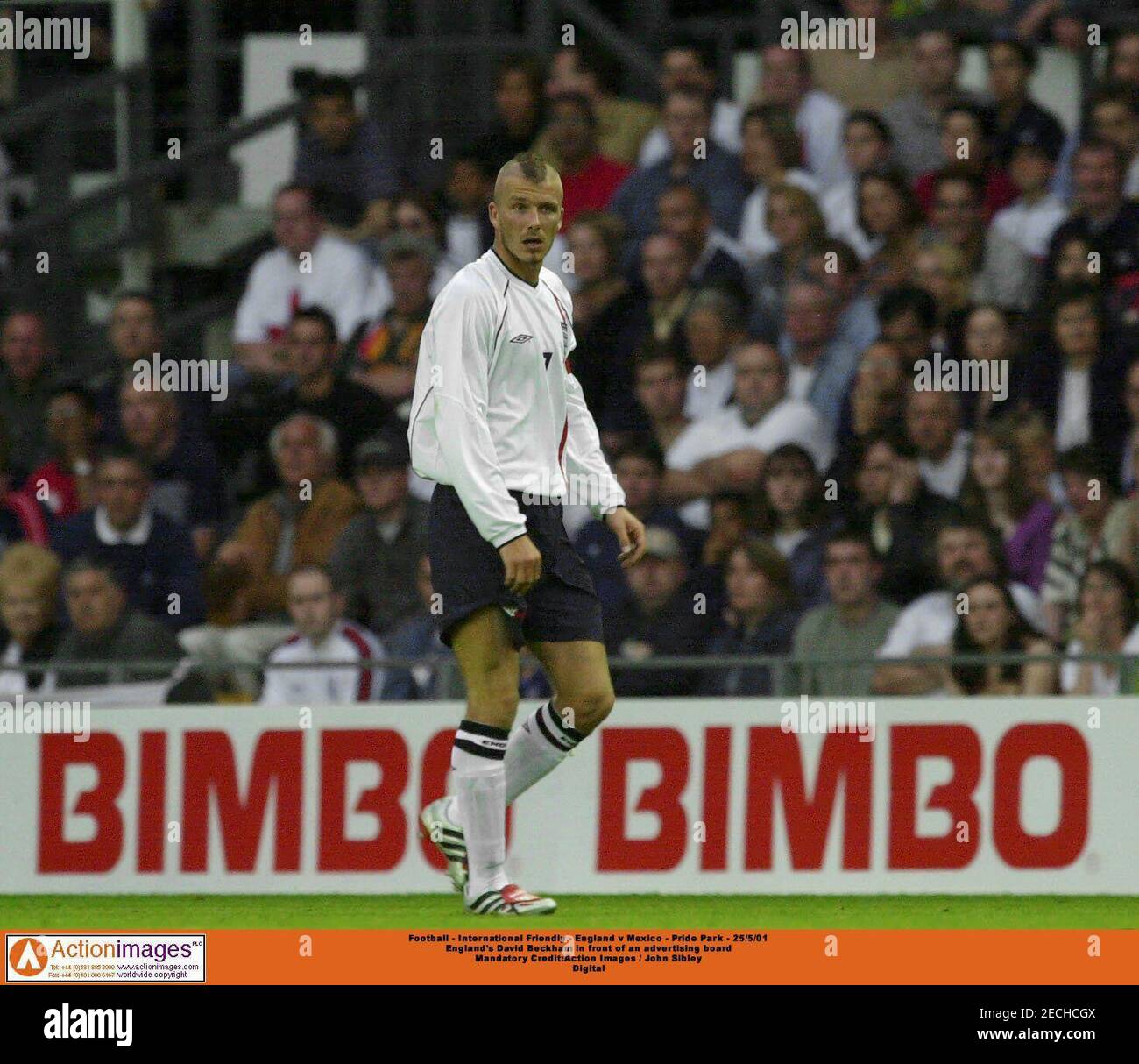David beckham advertising hi-res stock photography and images - Alamy