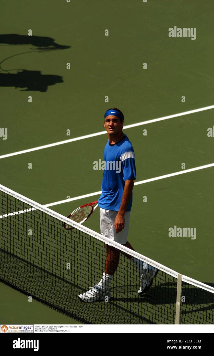 2004 roger federer us open hi-res stock photography and images - Alamy