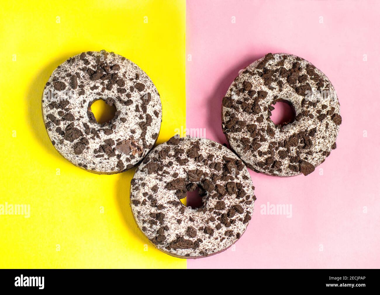Three donuts hi-res stock photography and images - Alamy