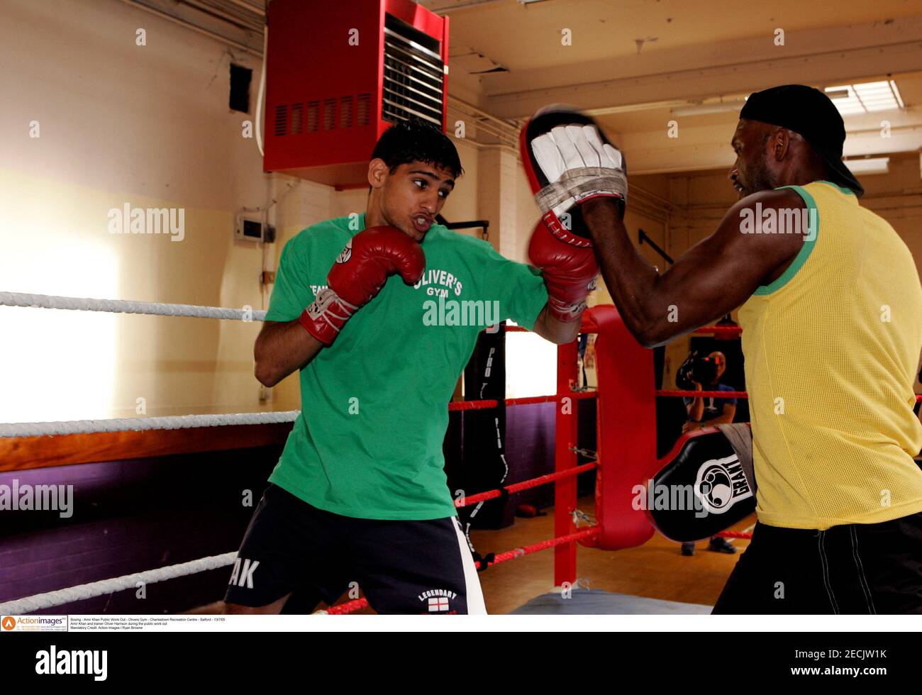 Trainer oliver harrison hi-res stock photography and images - Alamy