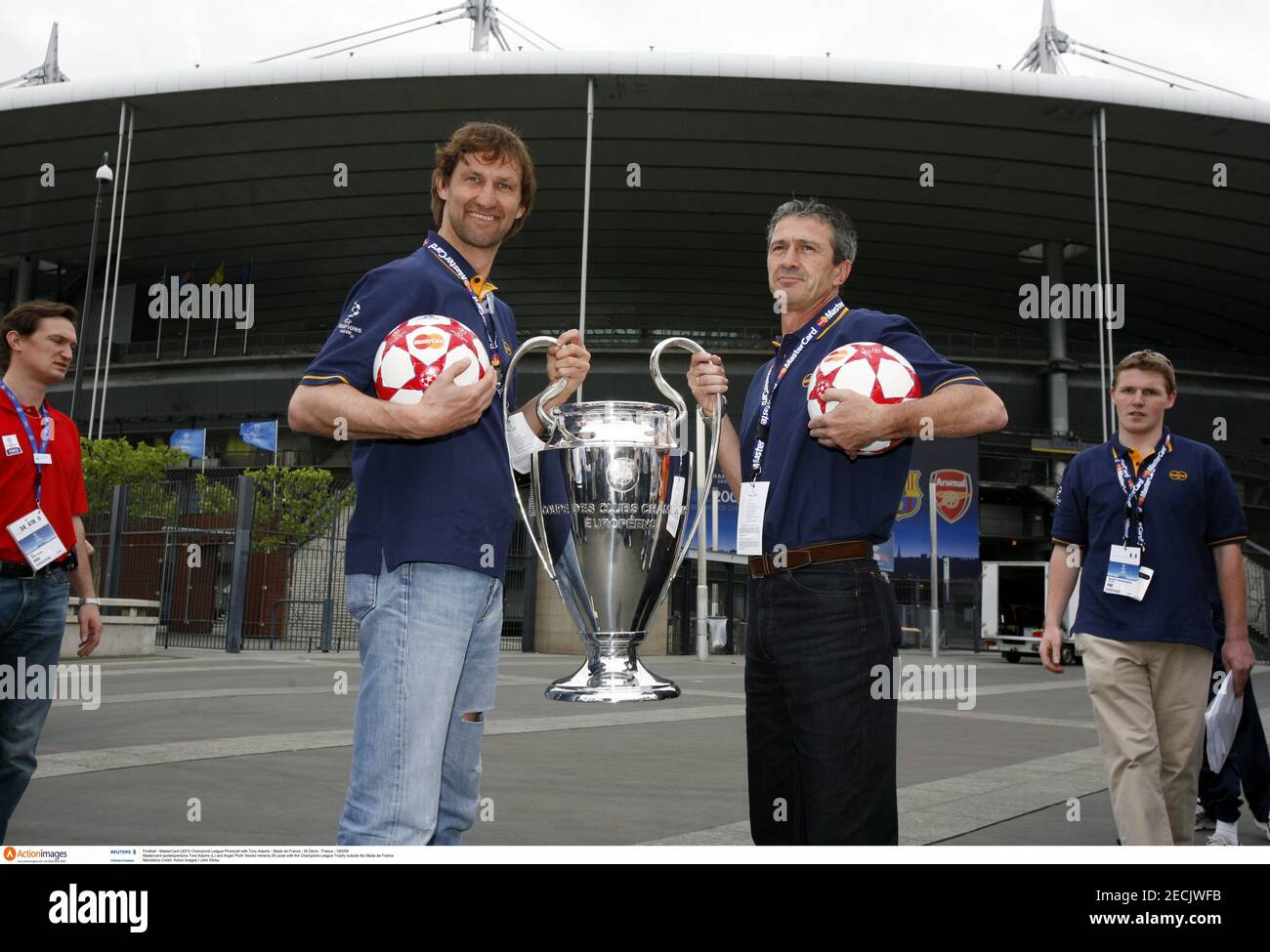 Angel pichi alonso hi-res stock photography and images - Alamy