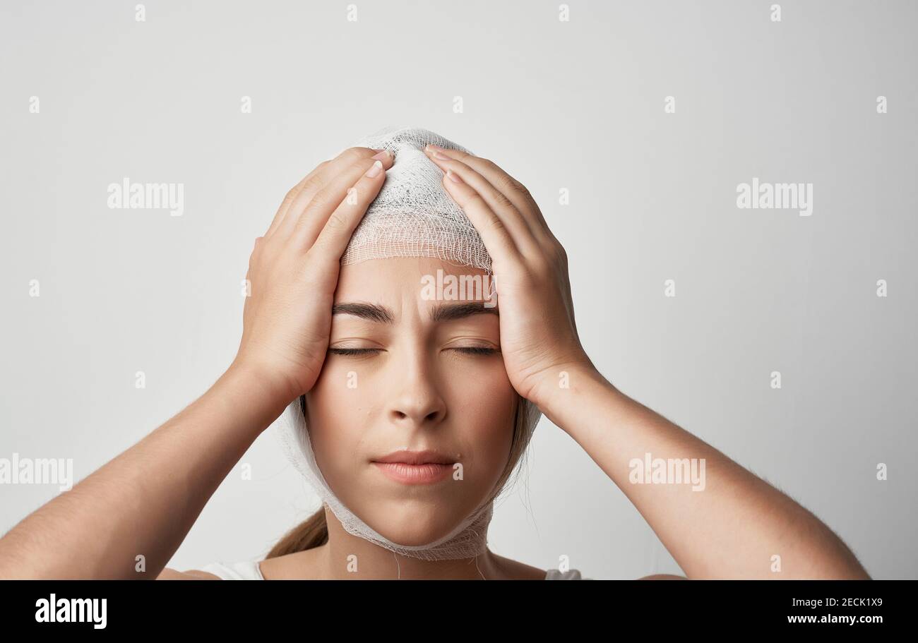 Bandaged Head Hospital High Resolution Stock Photography and Images - Alamy