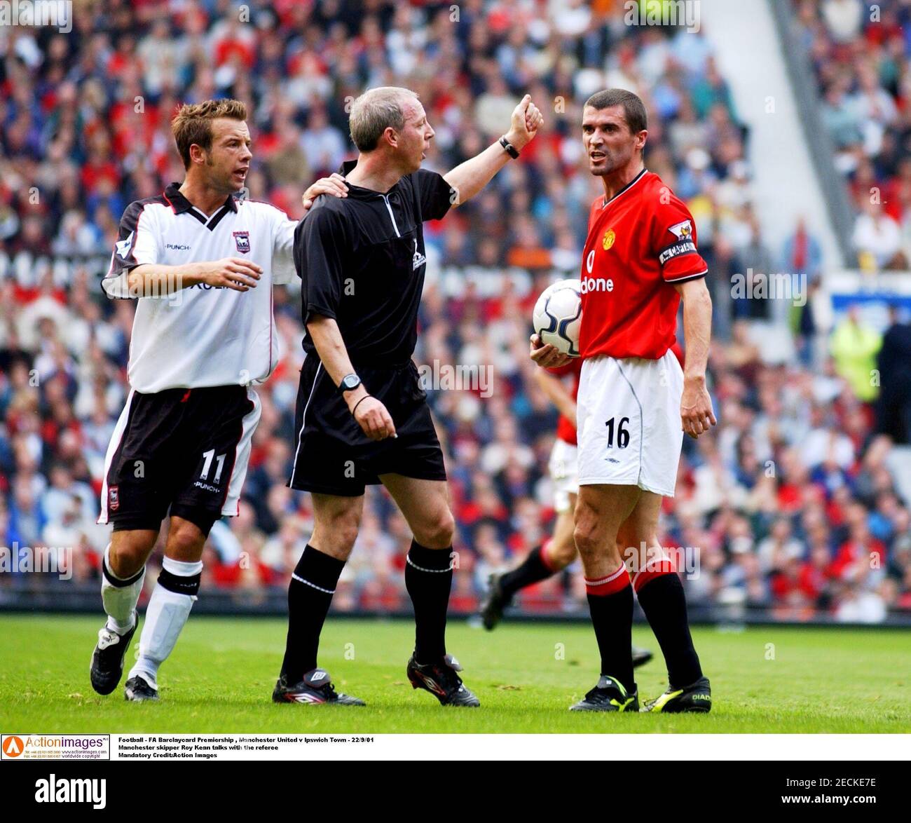 Skipper roy keane hi-res stock photography and images - Alamy