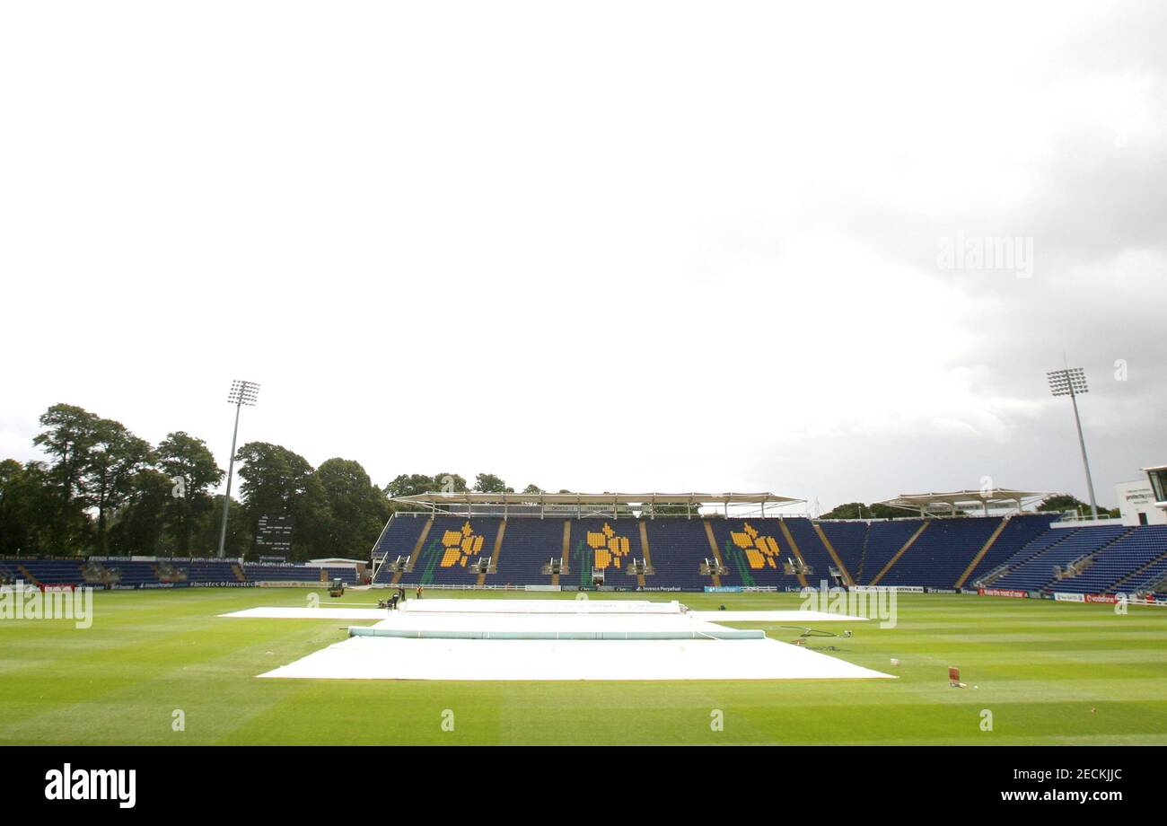 Sophia gardens cricket ground cardiff hi-res stock photography and ...