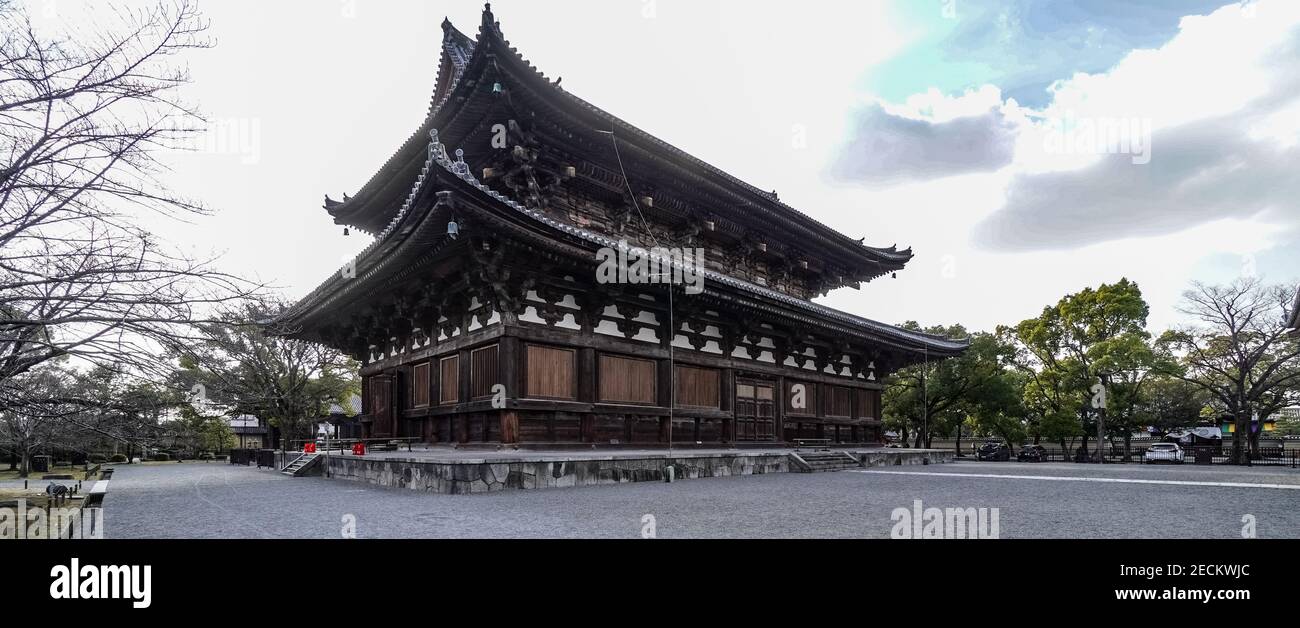 Kondo (Golden Hall), Toji Temple, Kyoto, Japan Stock Photo - Alamy