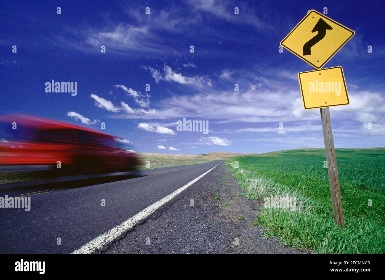 Car moving on a road hi-res stock photography and images - Alamy