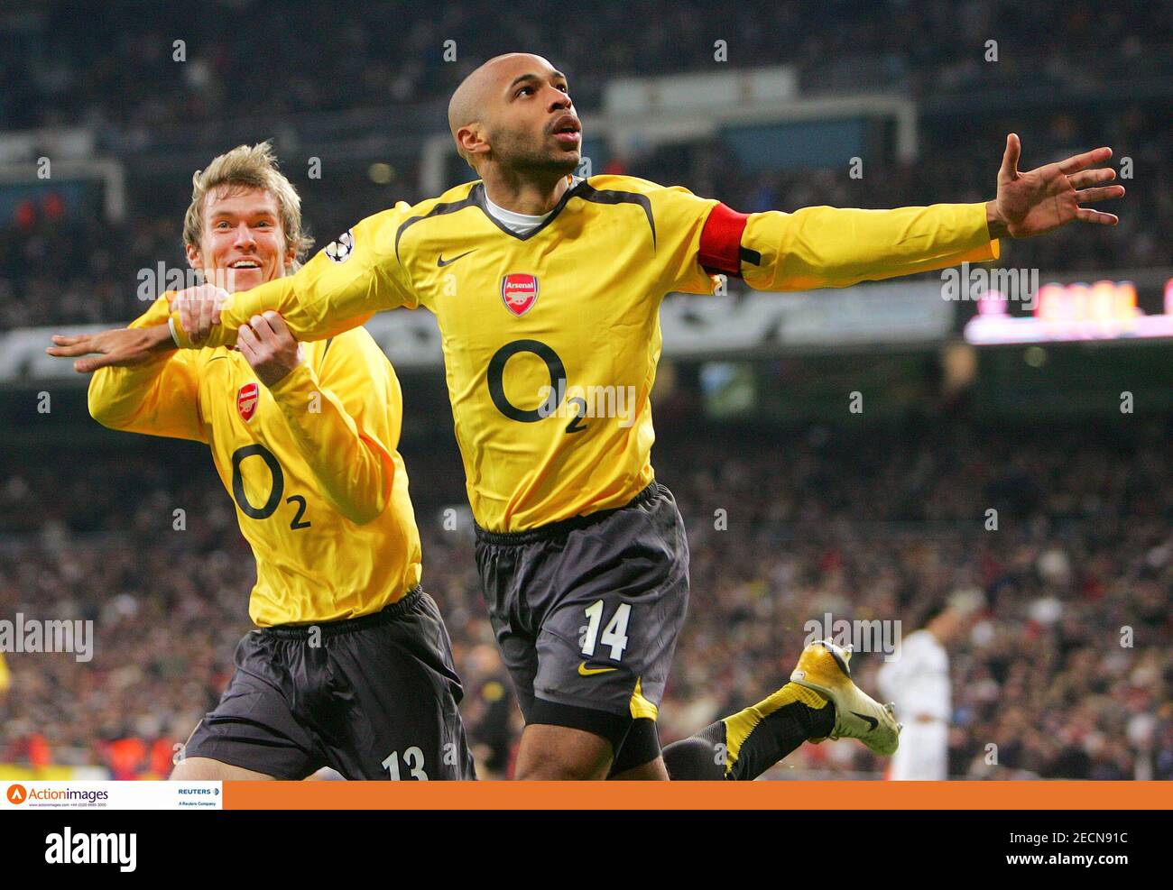 Santiago bernabeu thierry henry hi-res stock photography and images - Alamy
