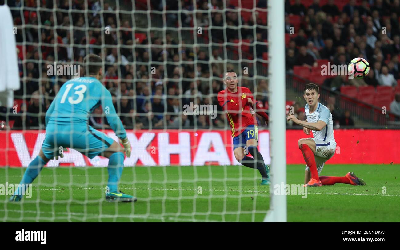 Soccer international friendly england v spain wembley stadium hi-res ...