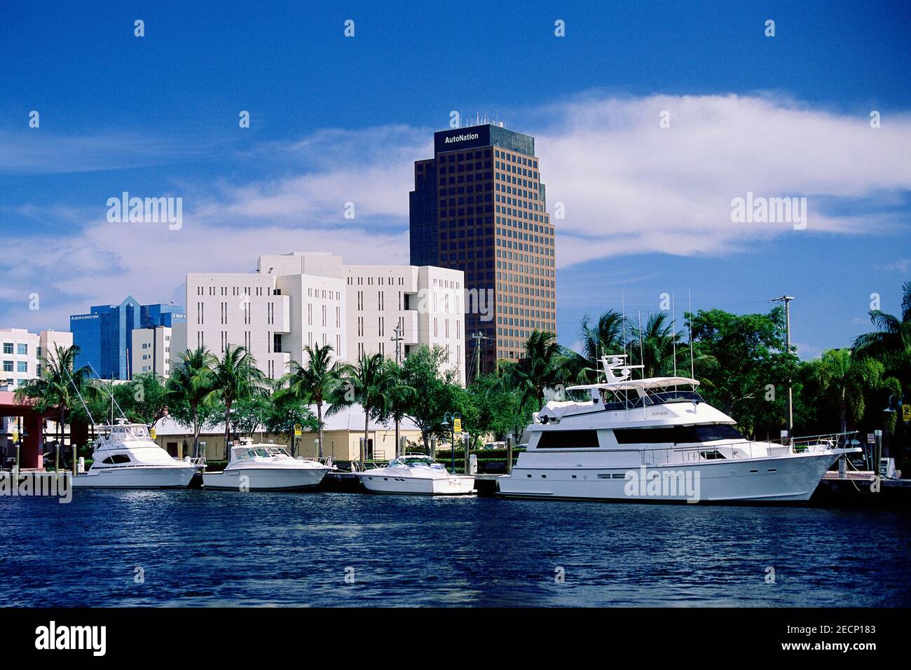 Fort lauderdale florida skyline hi-res stock photography and images - Alamy