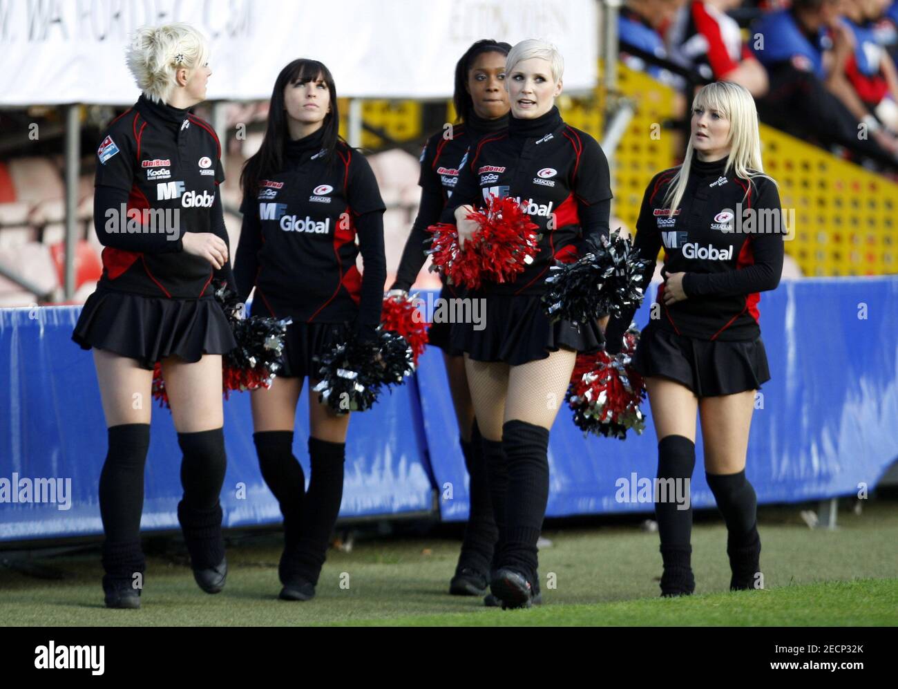 Saracens cheerleaders hi-res stock photography and images - Alamy