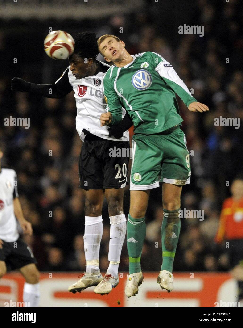 Edin dzeko fulham hi-res stock photography and images - Alamy