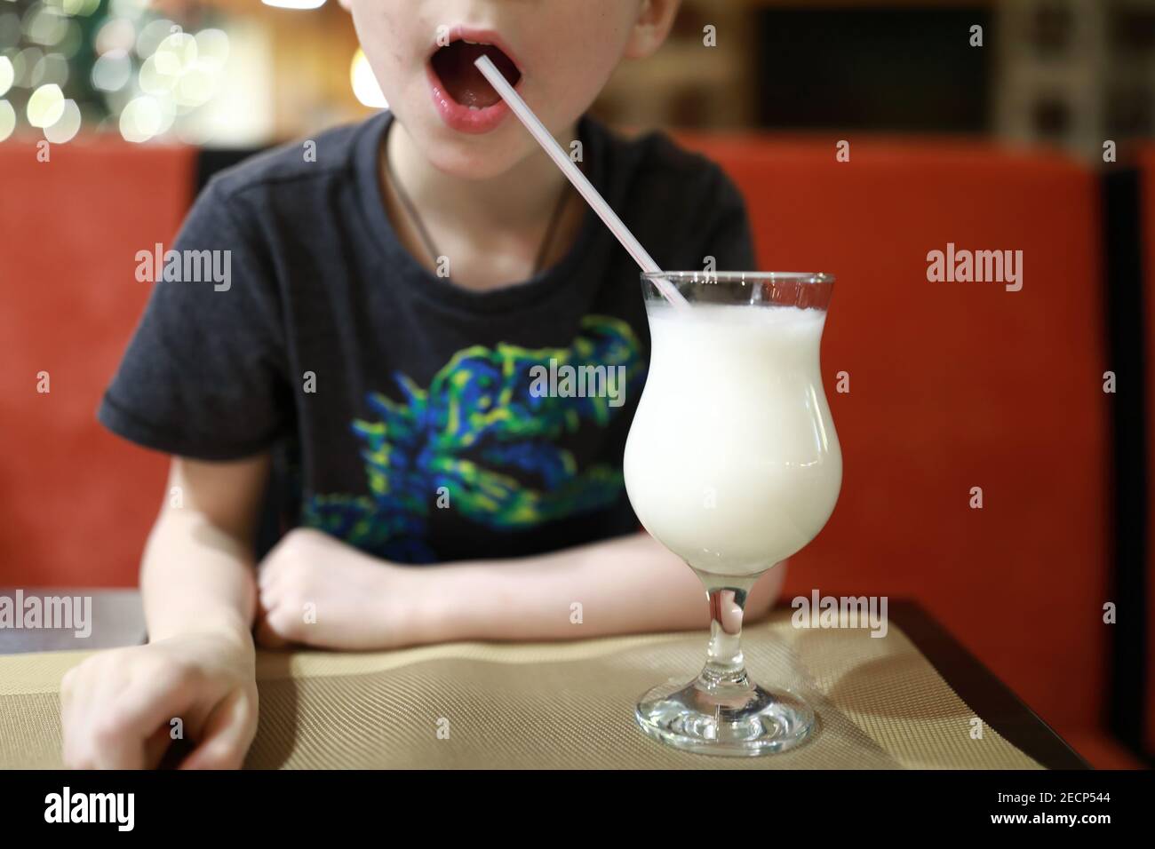 Kid milk shake hi-res stock photography and images - Alamy