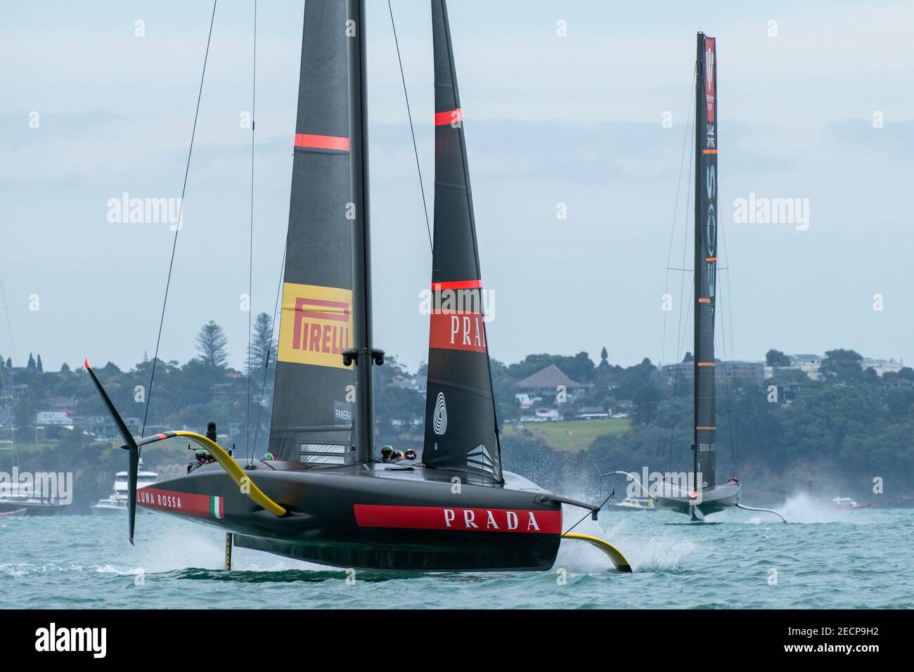 Team round hi-res stock photography and images - Alamy