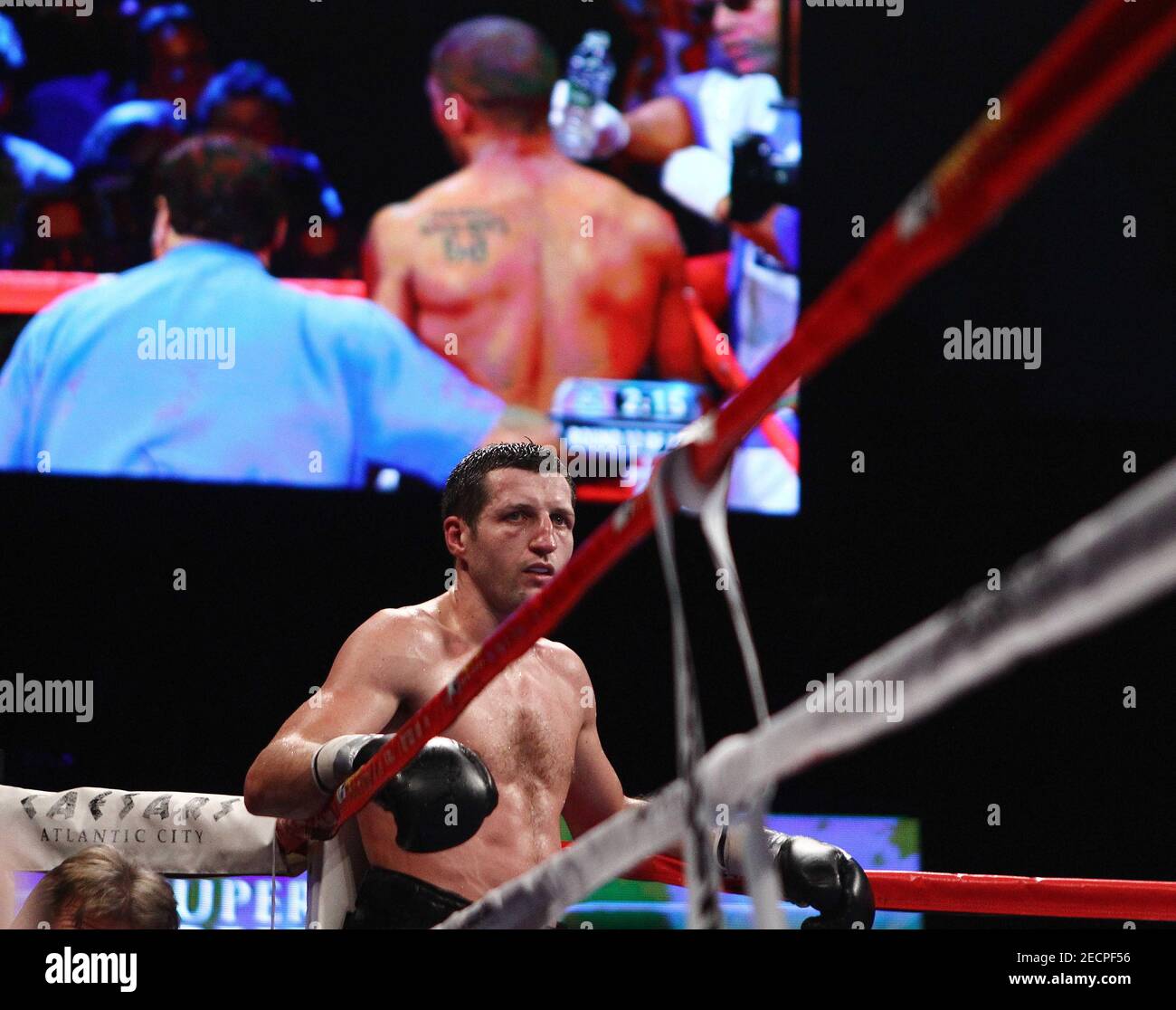 Classic boxing ring hi-res stock photography and images - Alamy