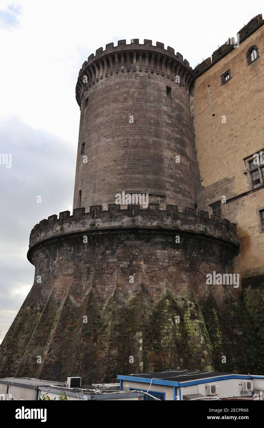 Napoli - Torre Beverello del Castel Nuovo Stock Photo - Alamy