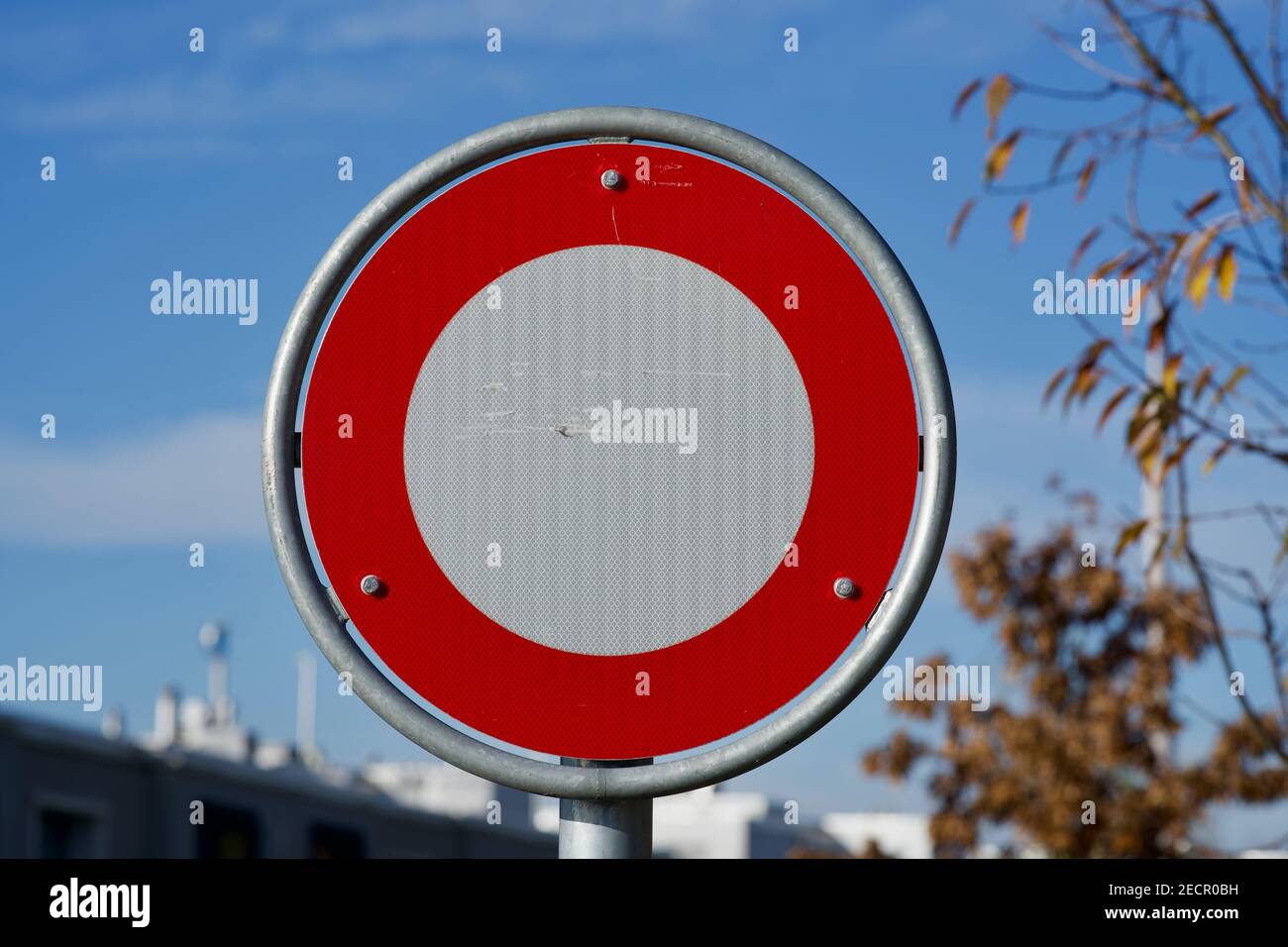 No entry sign sky background hi-res stock photography and images - Alamy
