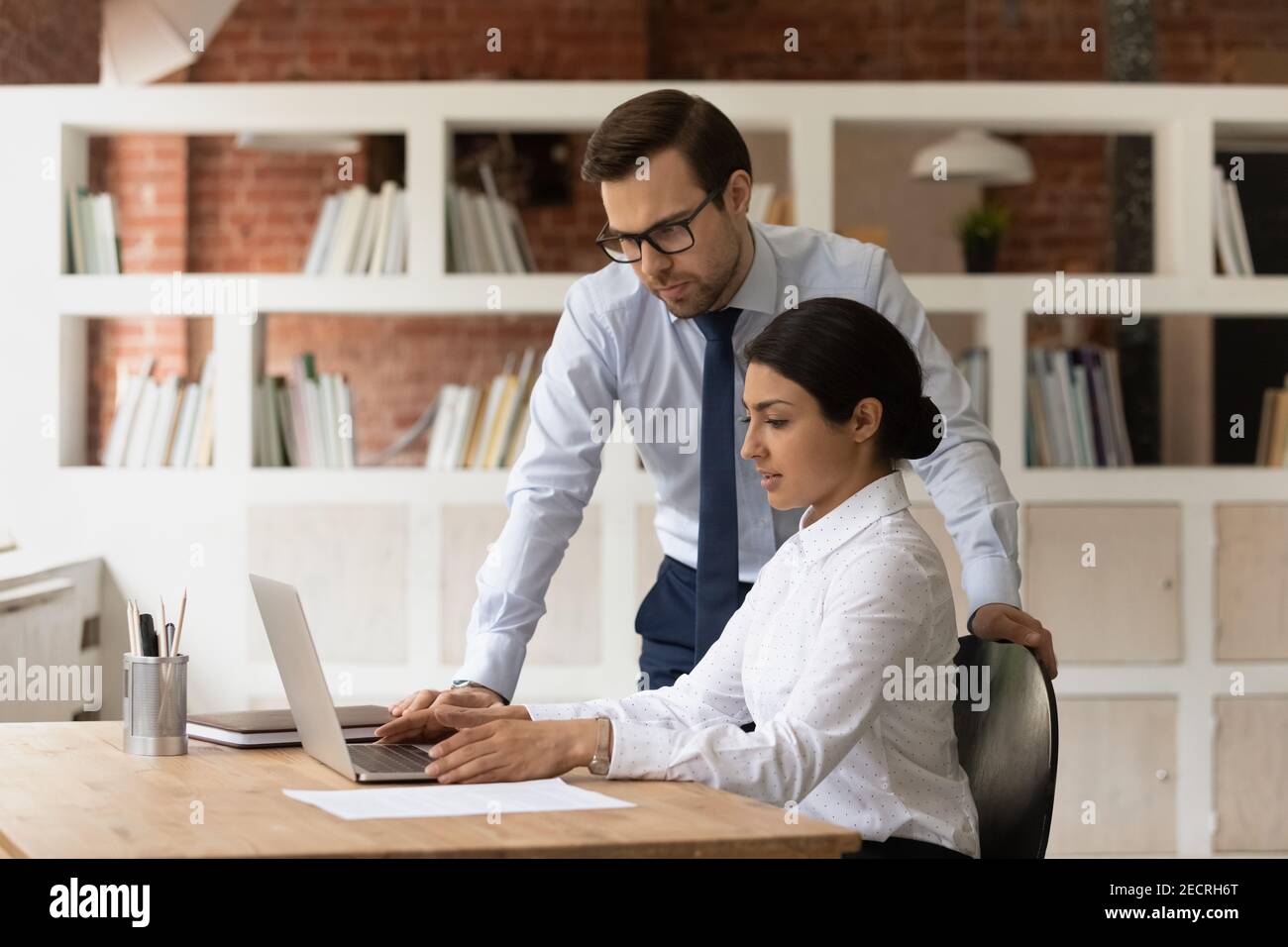 Work cooperate hi-res stock photography and images - Alamy
