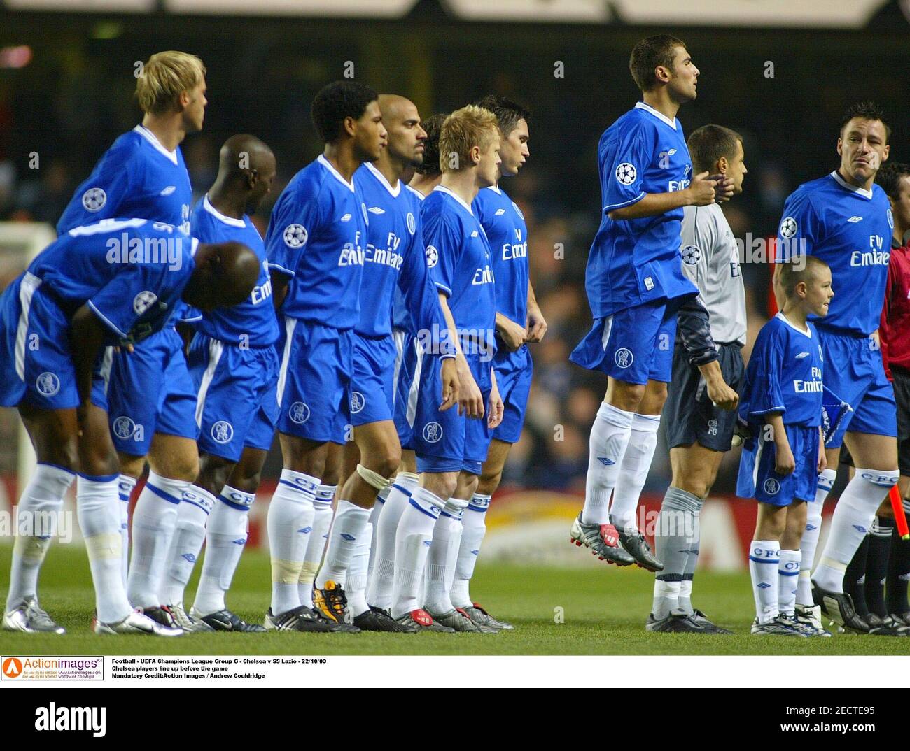 Chelsea line up before the game hi-res stock photography and images - Alamy