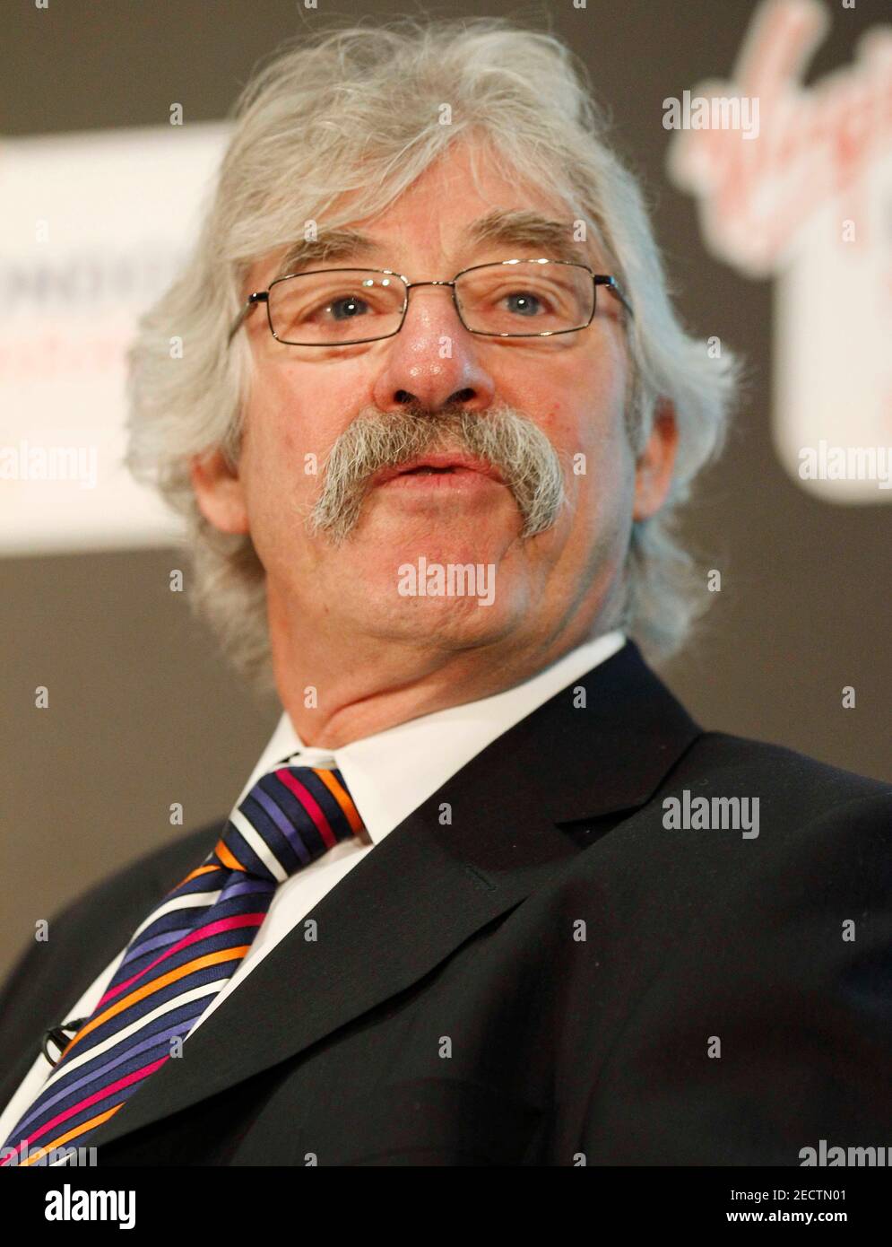 David bedford marathon press conference High Resolution Stock ...
