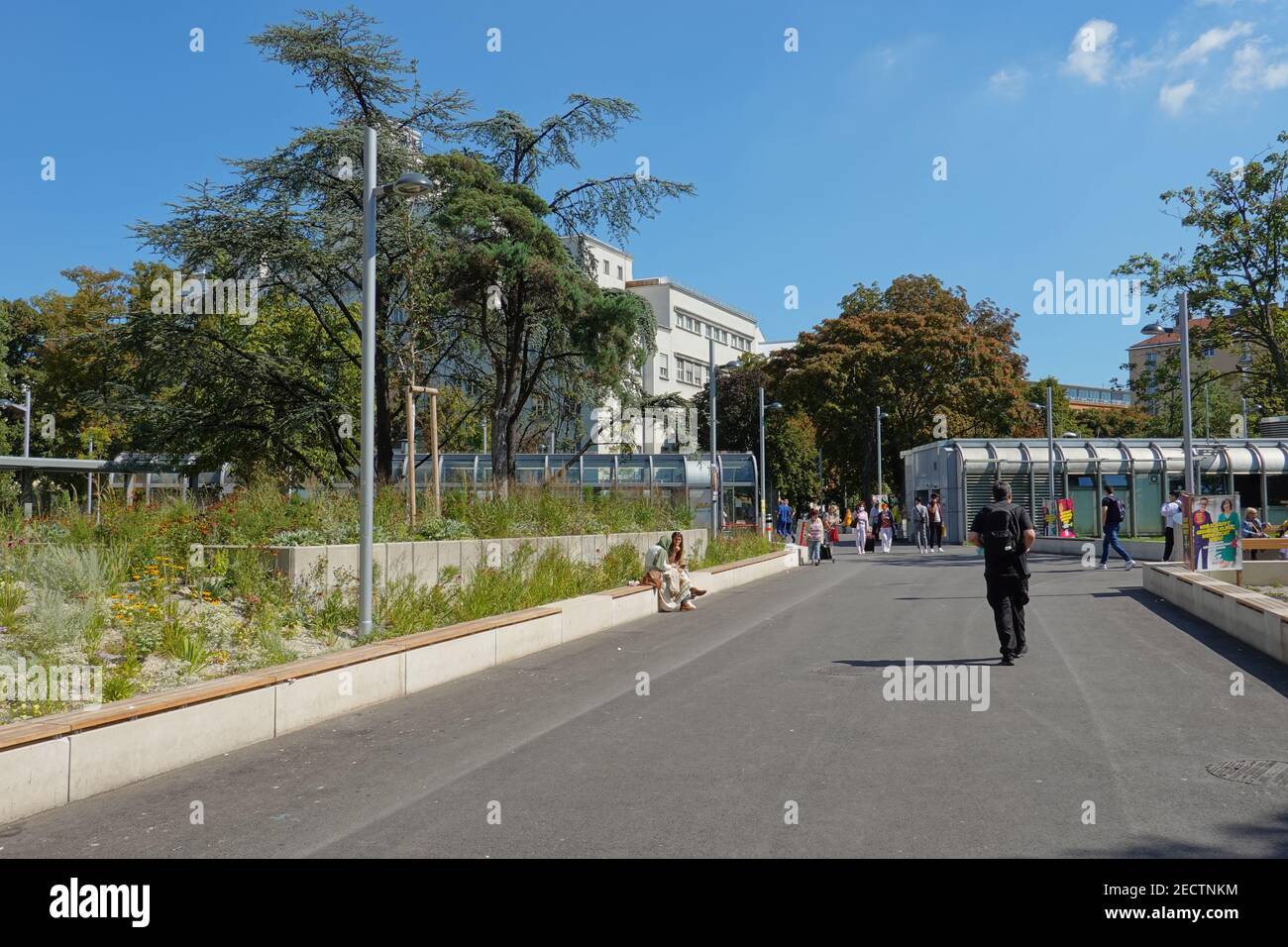 Wien, Reumannplatz, Neugestaltung 2020 Stock Photo - Alamy