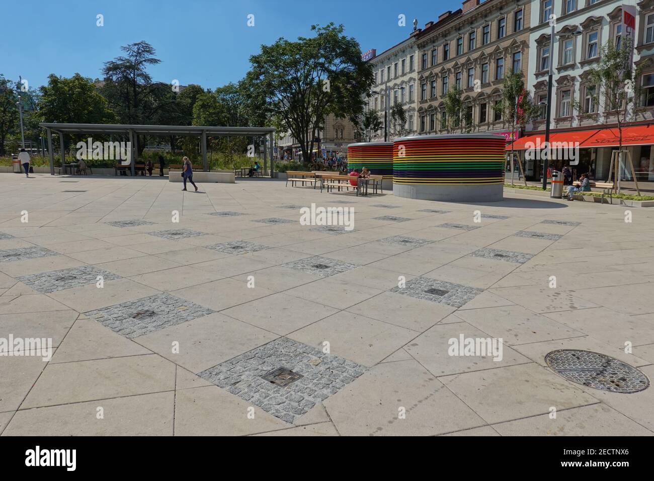 Wien, Reumannplatz, Neugestaltung 2020 Stock Photo - Alamy
