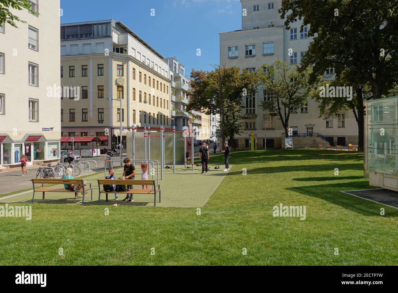 Wien, Reumannplatz, Neugestaltung 2020 Stock Photo - Alamy