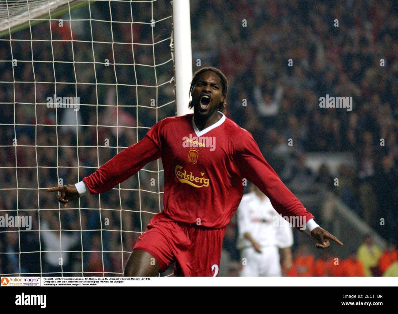 Liverpools salif diao celebrates scoring hi-res stock photography and ...