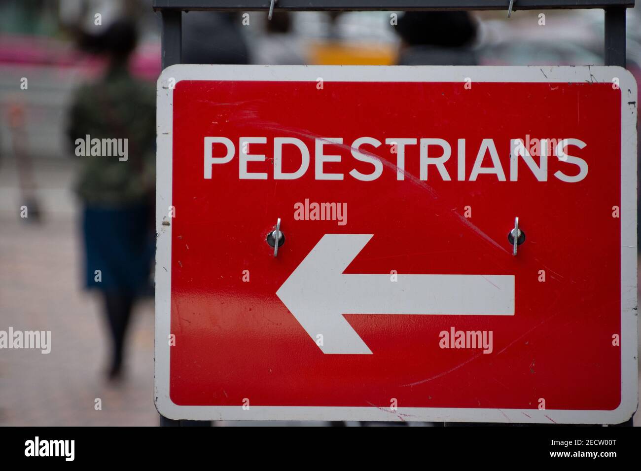 Pathway signage hi-res stock photography and images - Alamy