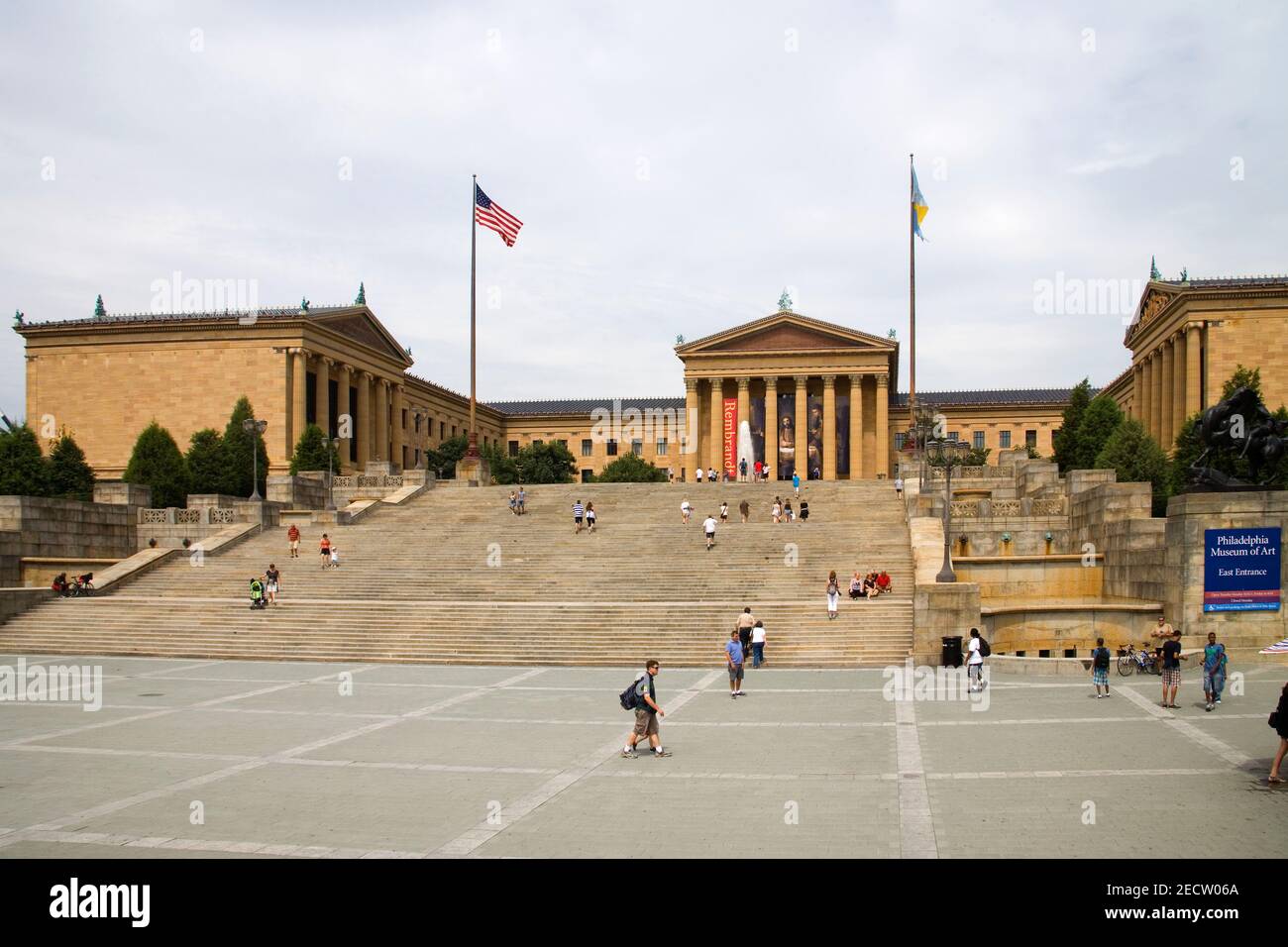 Philadelphia pennsylvania rocky museum hi-res stock photography and ...