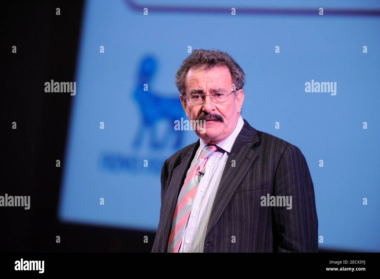 Doctor conference uk hi-res stock photography and images - Alamy
