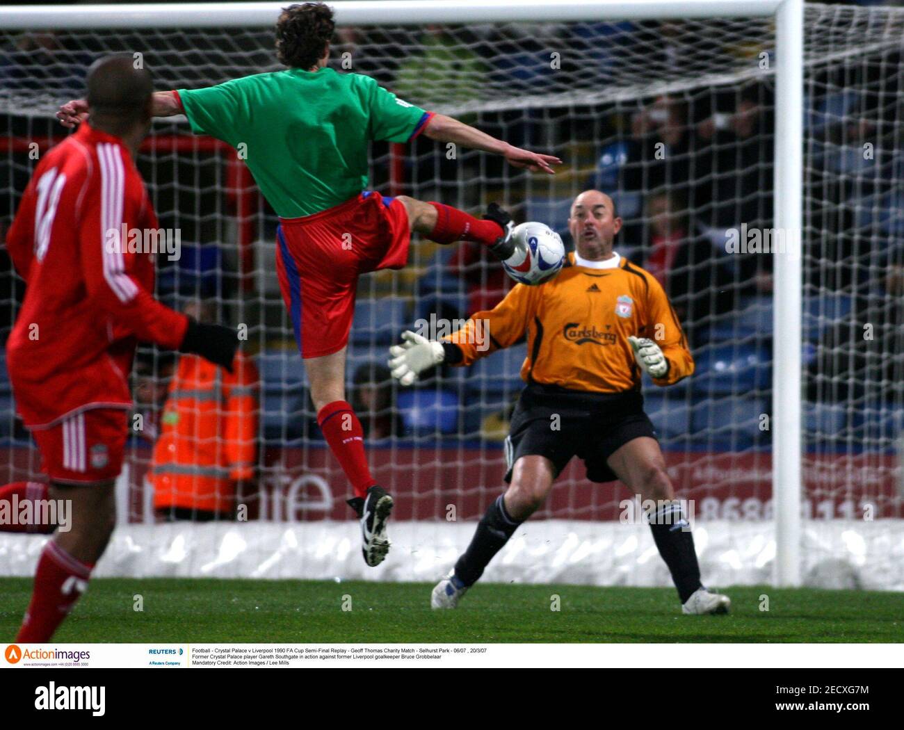 Liverpool goalkeeper bruce grobbelaar hi-res stock photography and ...