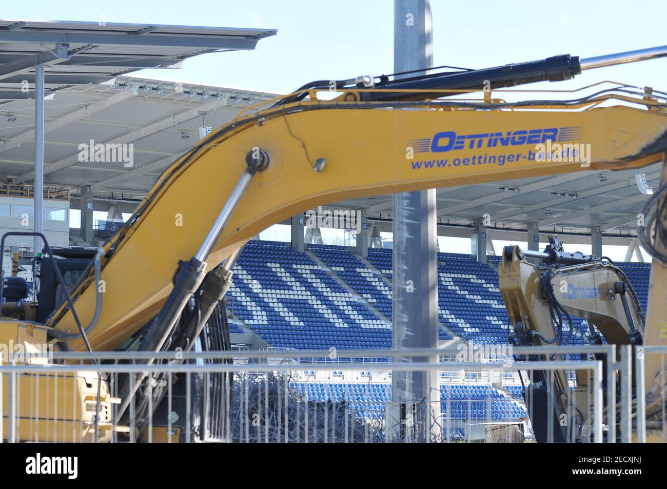 Stadionneubau Karlsruher SC Wildparkstadion Stock Photo - Alamy